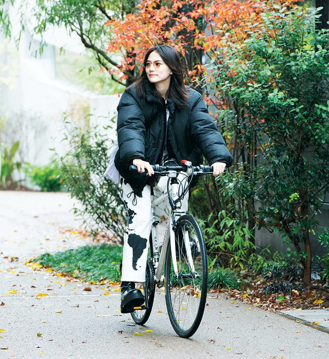 GINZA on Twitter: "暖かくなってきたので自転車でお出かけもいいかも！おしゃれさんの自転車スタイルをSNAP📸 #自転車 https://t.co/m2deuGfiav ...