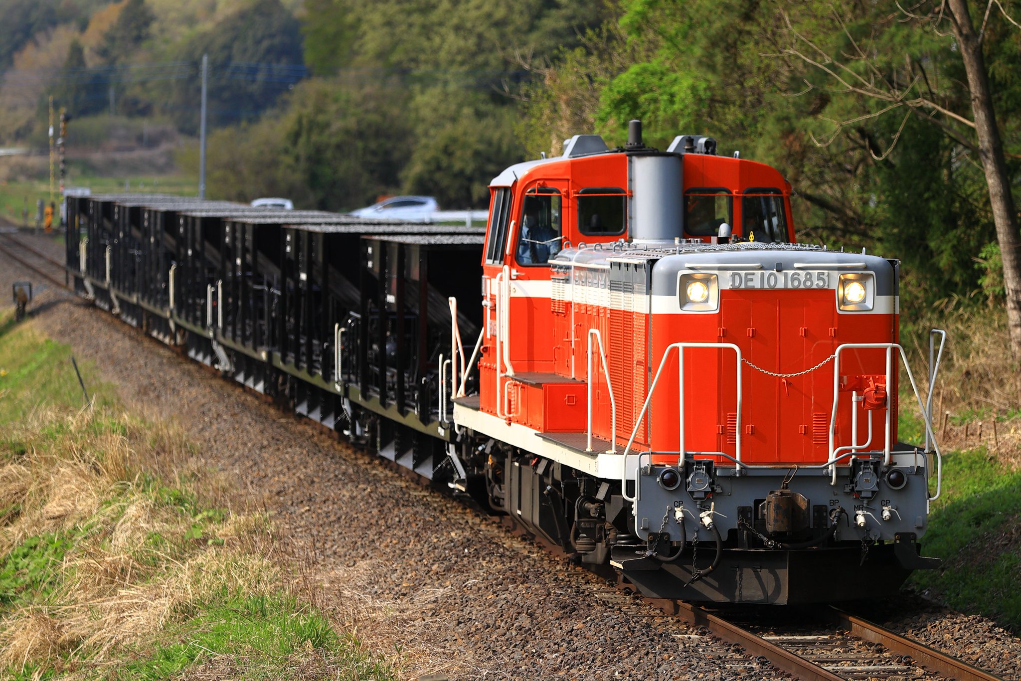 す↓ば↑る→ on Twitter: "2022/4/19 西金工臨 DE10 1685＋ホキ8B https://t.co/knQEu5o8D0" / Twitter