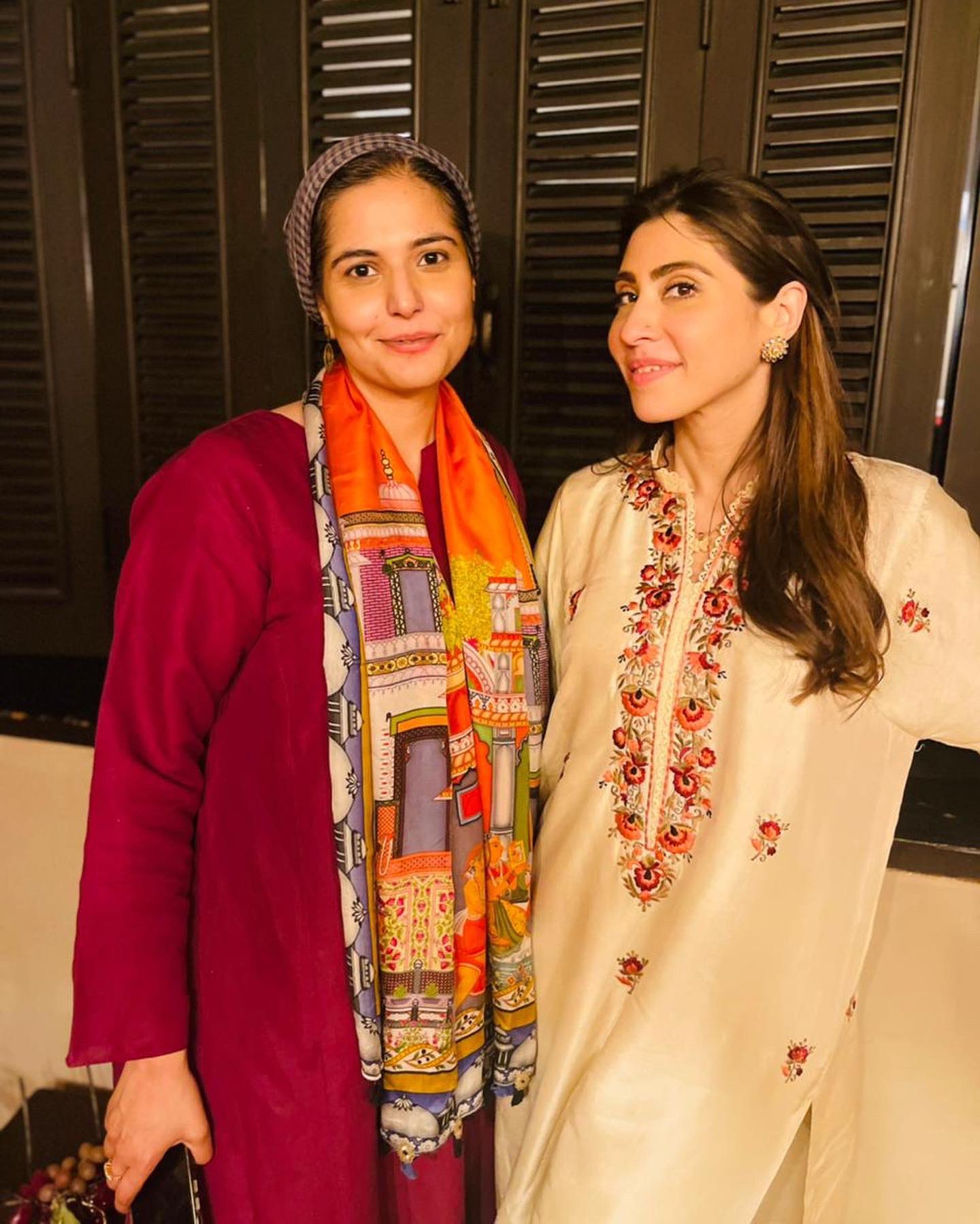 Hina Parvez Butt on Twitter: "Keep your friends close and journalist friends even closer @Mehmal ...