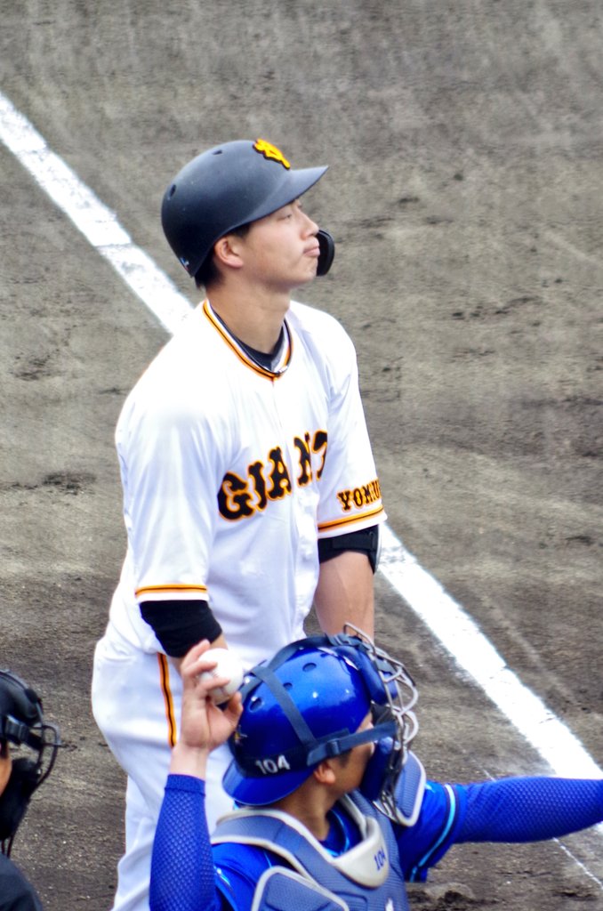 まめぞう⚾ys49 On Twitter 着いたら廣岡くんの初打席でした凡退だったけど。 低め見逃したらストライク判定でこのお顔😂 Mdo9jjfanw 