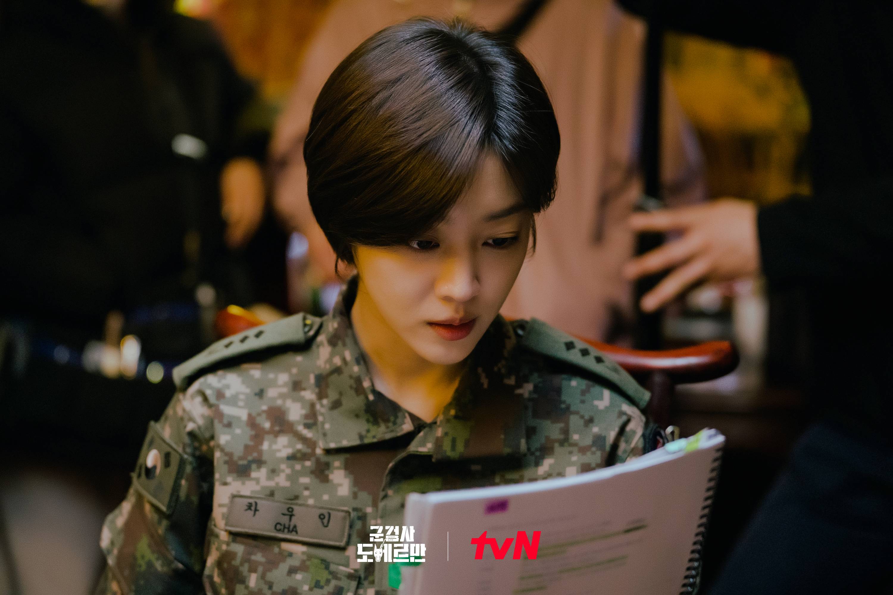 tvN drama on Twitter: "🐕‍🦺 13-14화 비하인드 스틸📸 한 주남은 거 실화입니까.. 울 배우들.. 끝까지 화이팅!!! 📍공홈에서 더 많은 스틸 보기 ...