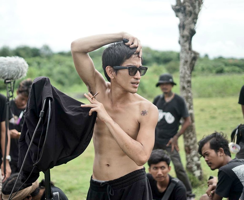 MRVVIP on Twitter: "Bio One spotted shirtless on the set. #selebwatch https://t.co/Kg5zjgyLuN ...