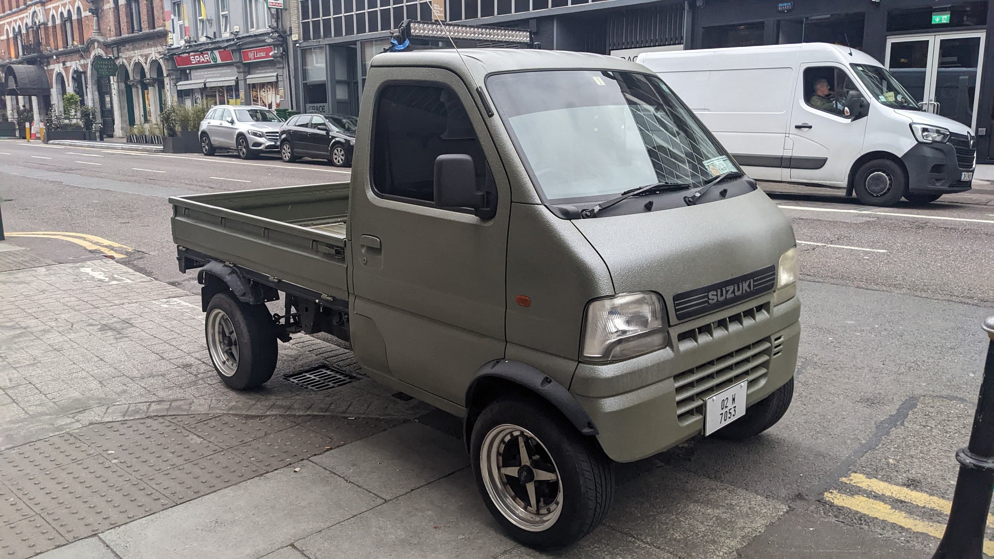 Fondo De Pantalla Del Suzuki Carry 4x4 636 Old Suzuki Stock Photos