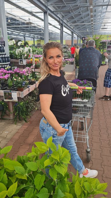 TW Pornstars - Candy Samira. Pictures and videos from Twitter. Page 2