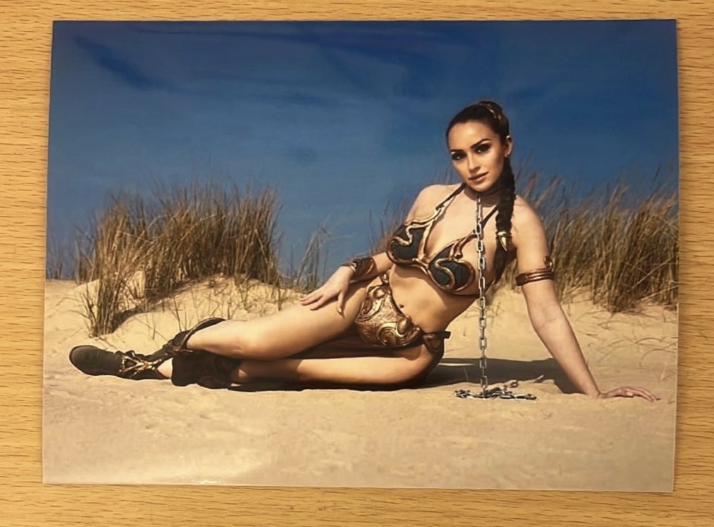 Tabitha Lyons on Twitter: "Each order comes with a free mini print 🥰 https://t.co/kZdOAvtCjc ...