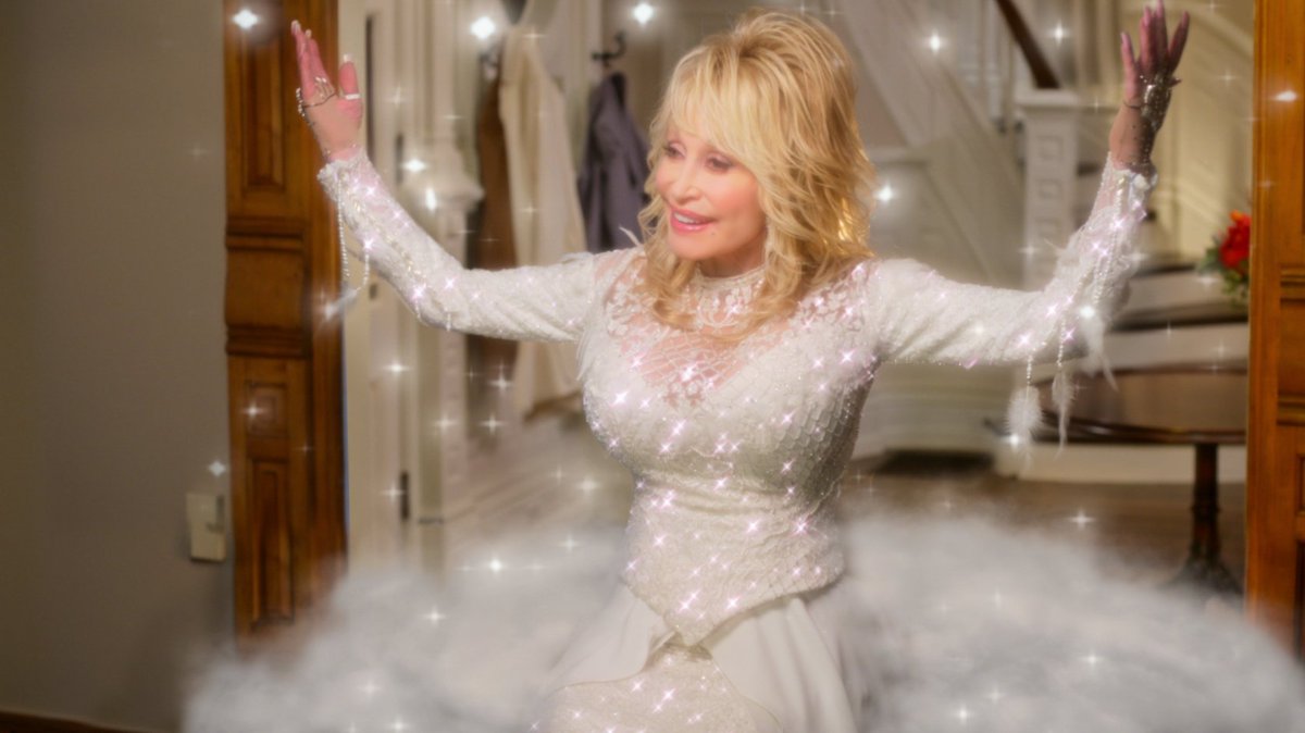 That’s Rock & Roll Hall of Fame member Dolly Parton, thank you very ...