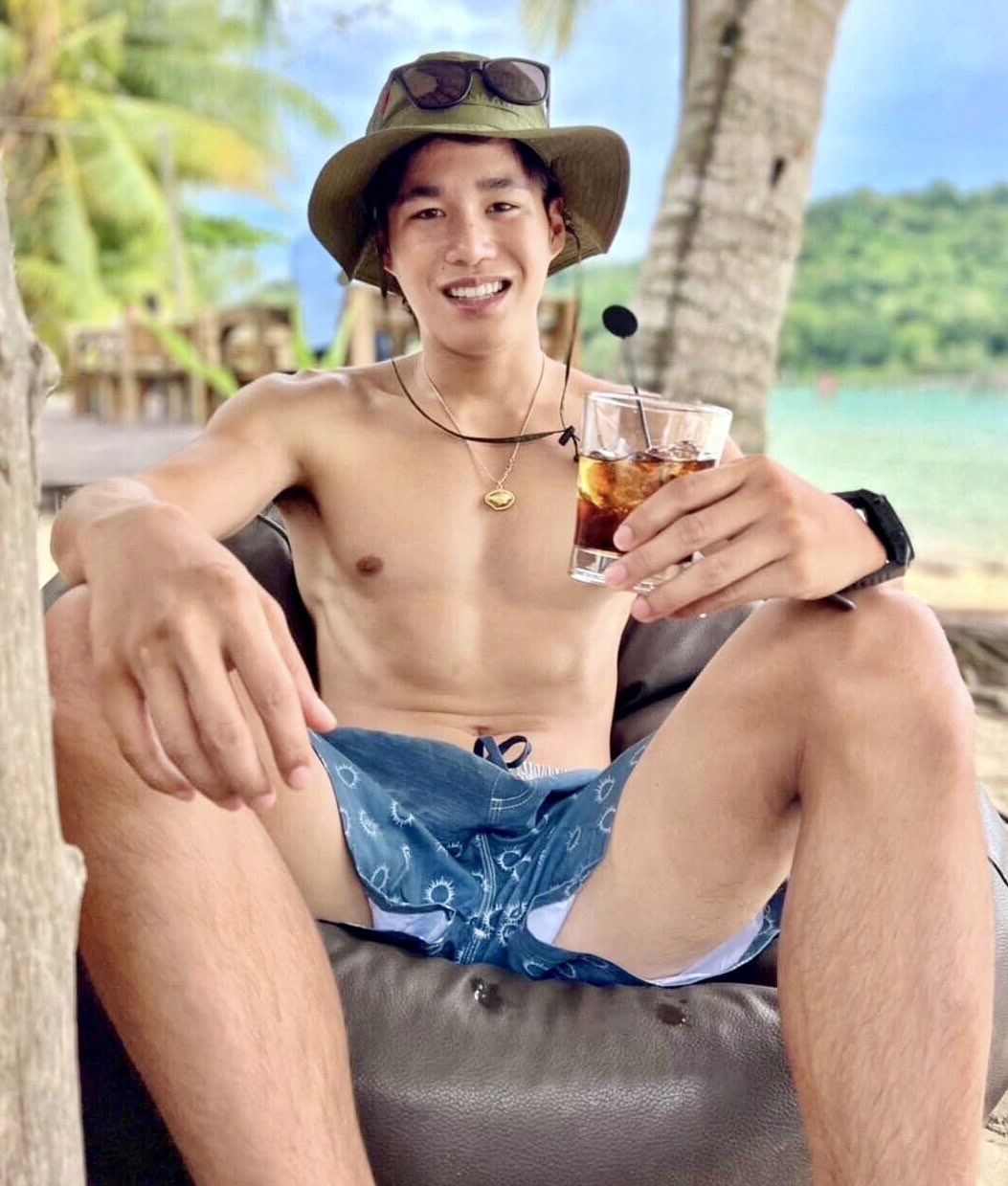 เสพติดผู้ชาย™️ on Twitter: "ขอ 2 🏻 lll ig : thefadd_official #เสพติดผู้ชาย @theshabar2 https://t ...