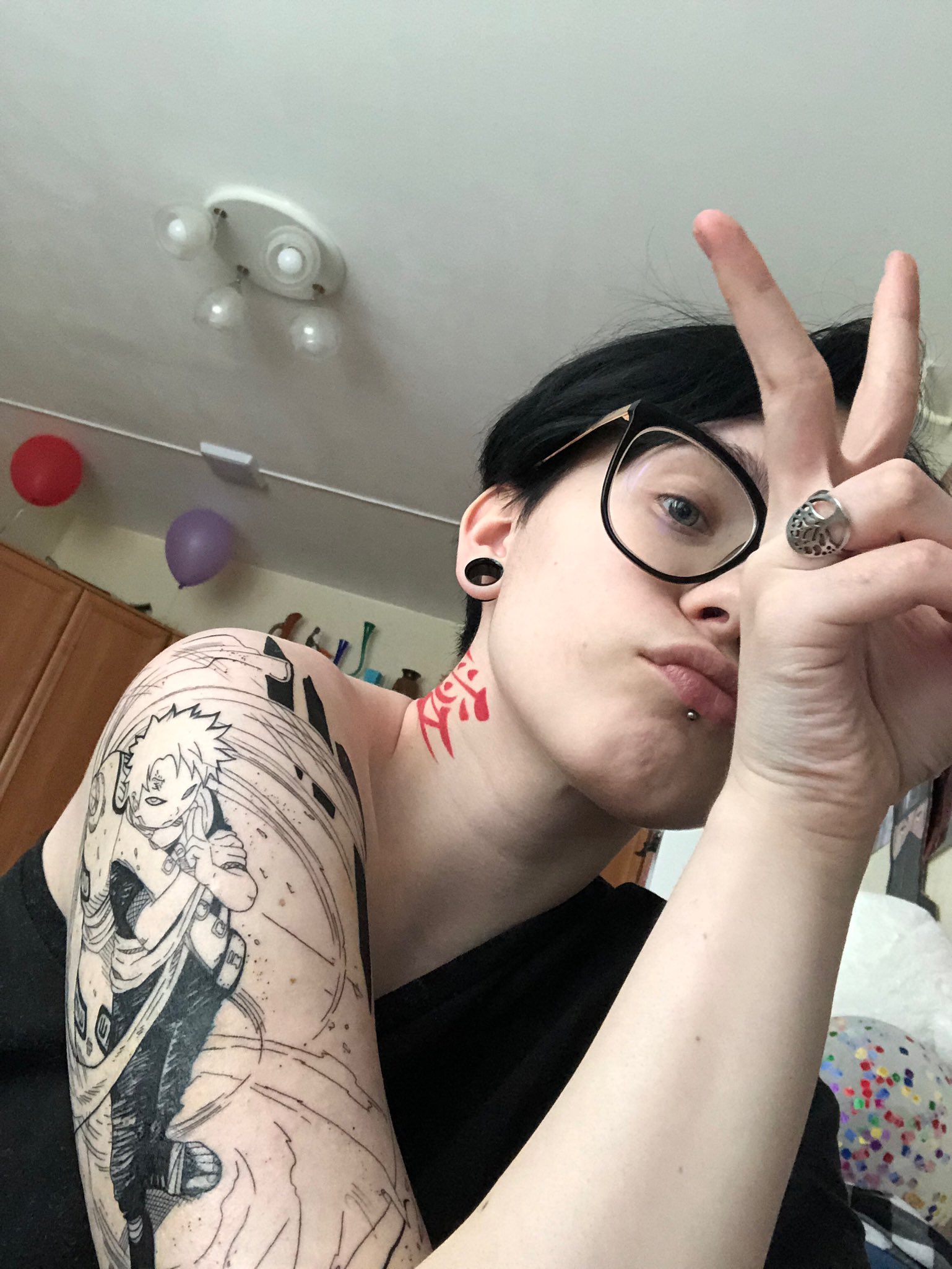 bmbyo🍒 on Twitter: "Я немного на приколе, самое внезапное решение в моей жизни. 😼 https://t.co ...