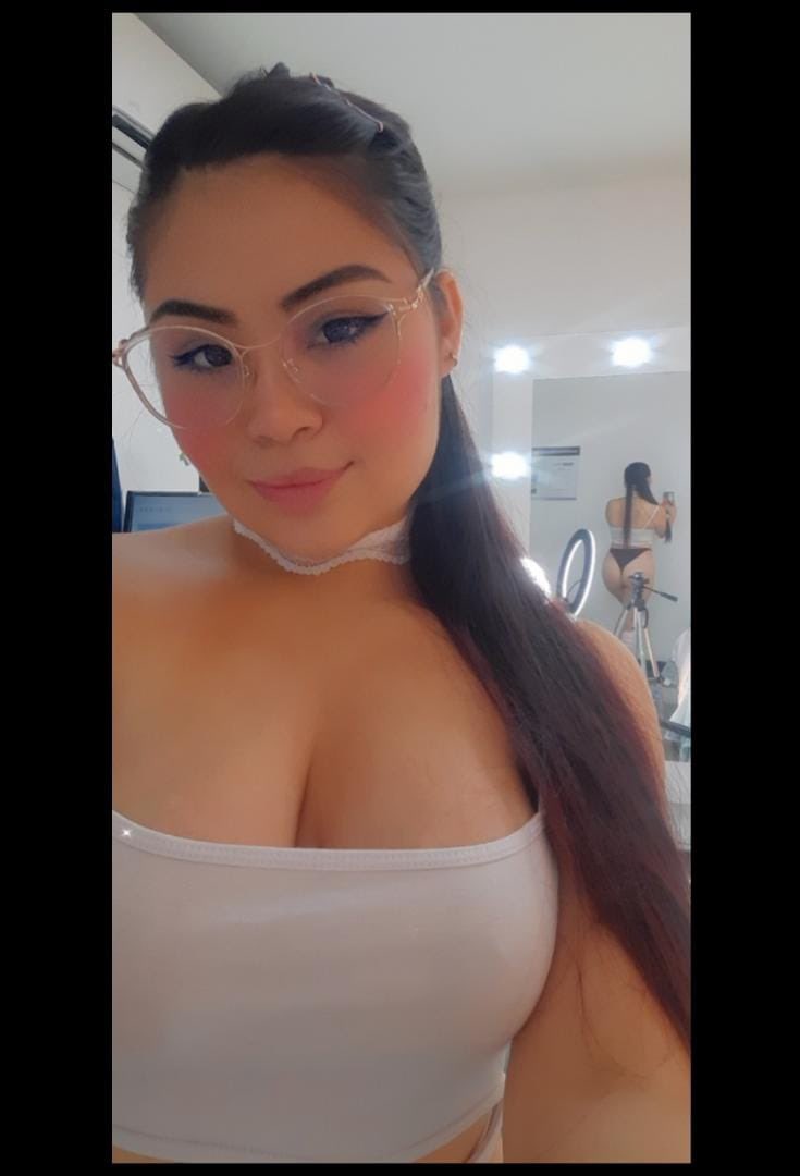 Lisan Hadid on Twitter: "#StripChat #webcam #camgirl https://t.co/mR23c0SgXm" / Twitter