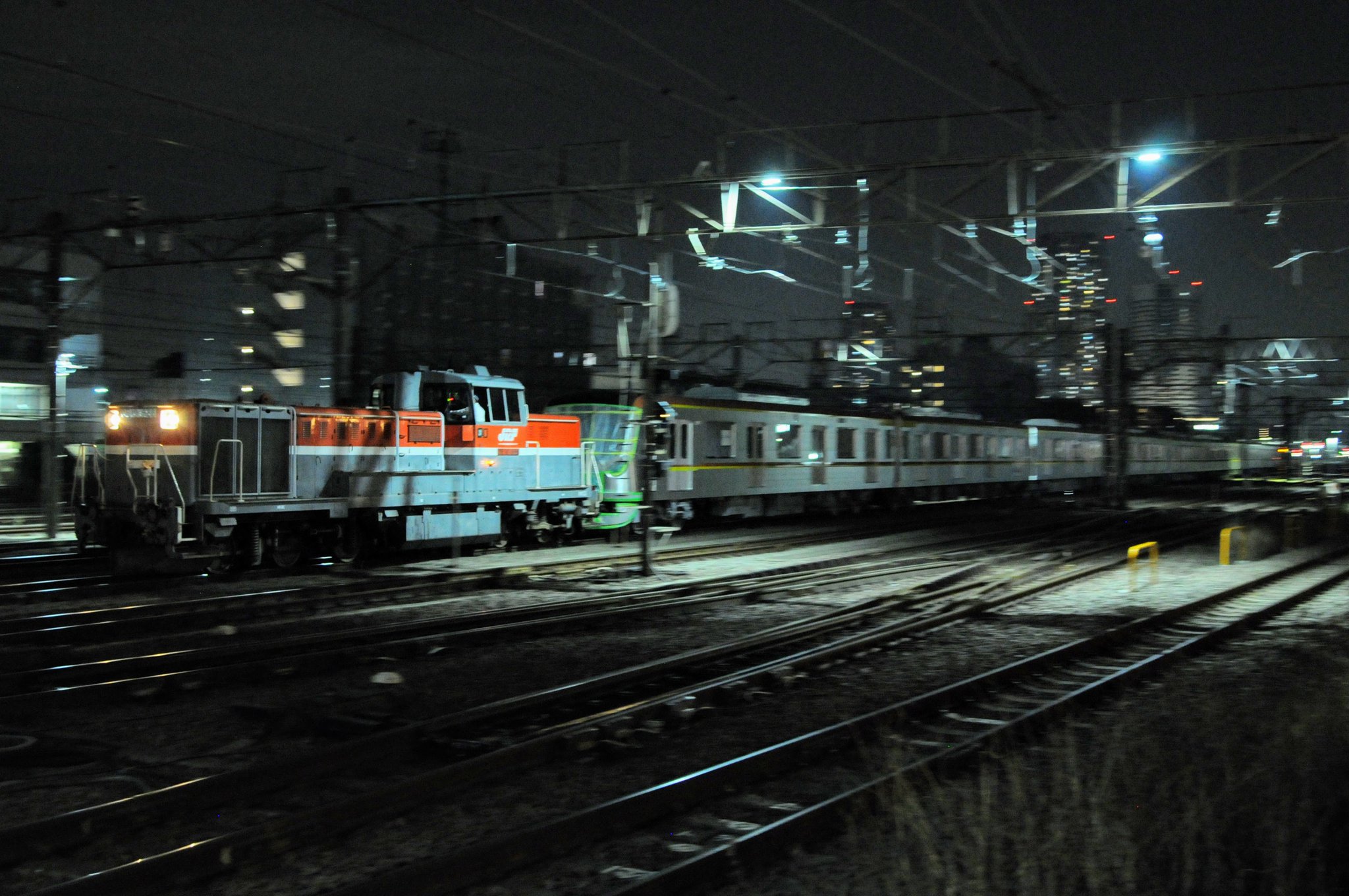 satoru_8888 on Twitter: "2022/04/23 9867レ DE10 1666 東京メトロ17000系 公園に行くと多くの方がいらっしゃいました。 皆様お疲れ様でした ...