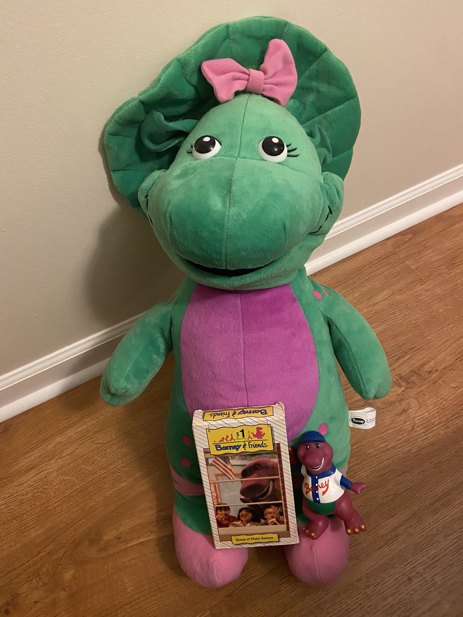 Fisher Price Barney Baby Bop