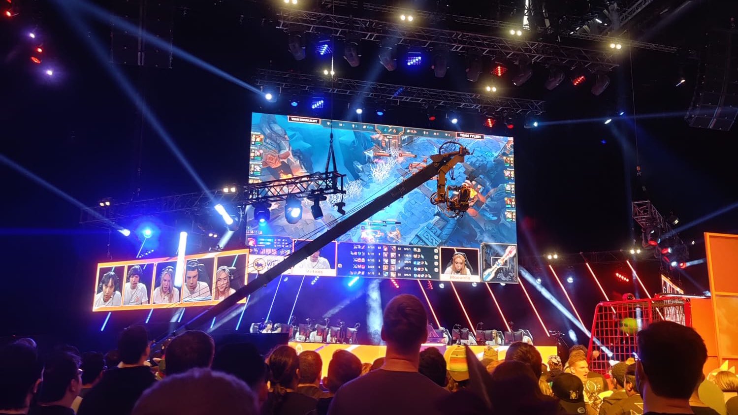 League of Legends on Twitter: "ICYMI, the full @LCSOfficial Spring Finals opening ceremony 👇 # ...