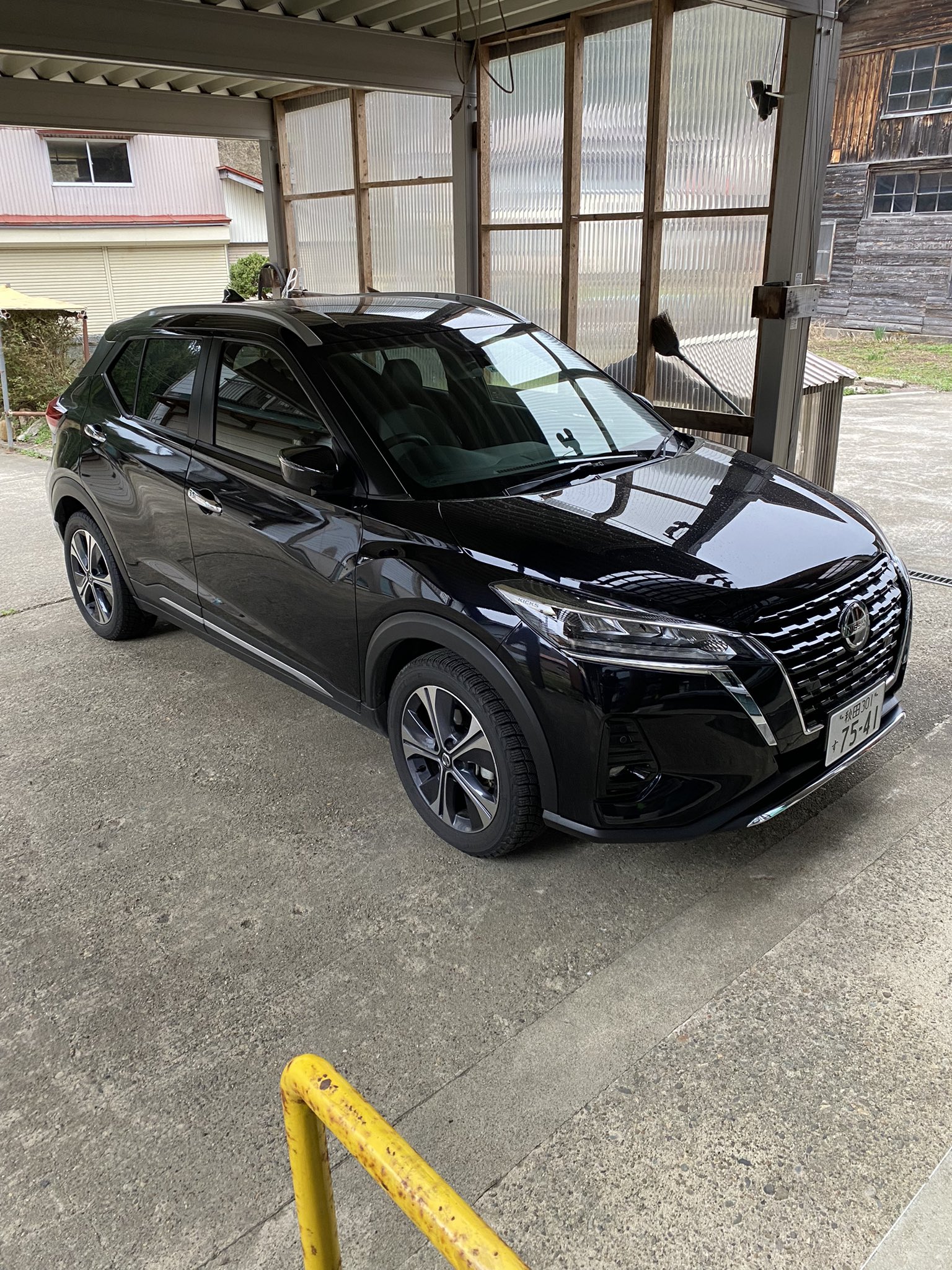 reki on Twitter: "@ABE_DC5R NISSAN KIXX" / Twitter