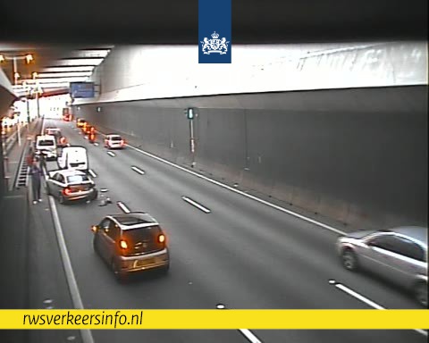 Rijkswaterstaat Verkeersinformatie on Twitter: " | Door een ongeluk op de #A15 richting ...