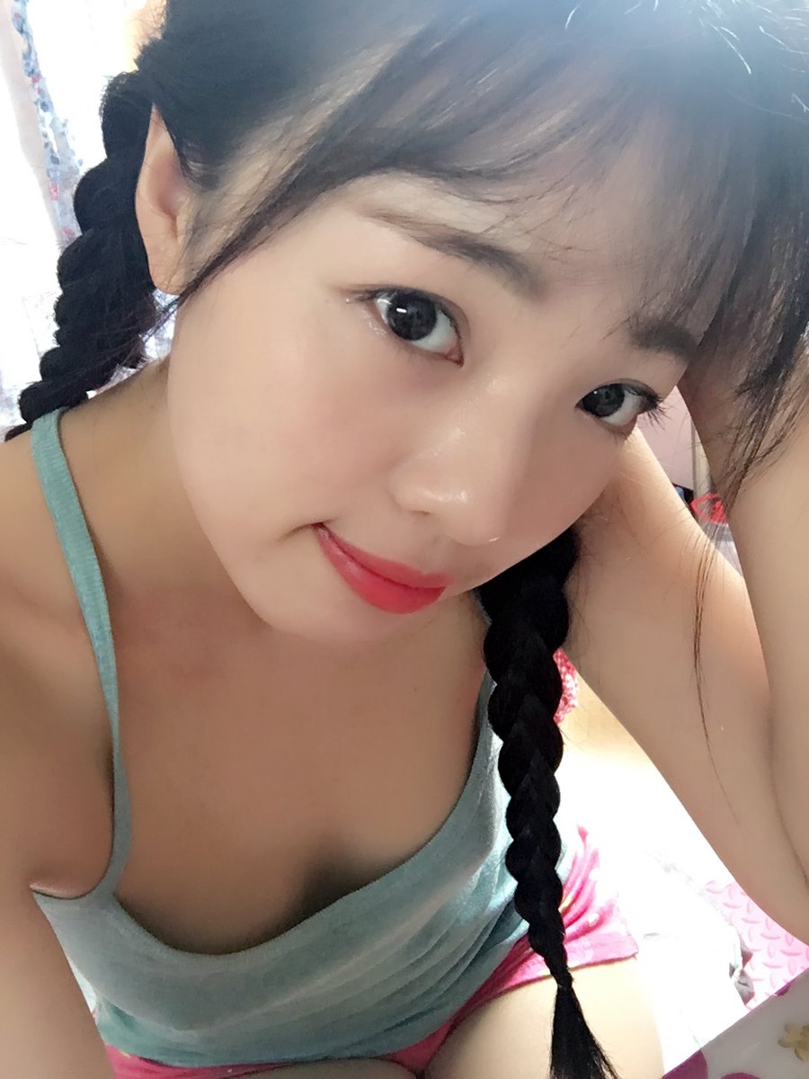 清纯眼镜小姐姐 [1925P+3.63G] #眼镜娘 #眼镜妹 #自拍 No.070301 @yuzhoumeinv 投稿：@Fengsiyuan @wqganenshi_ #眼镜娘 #眼镜妹 ...