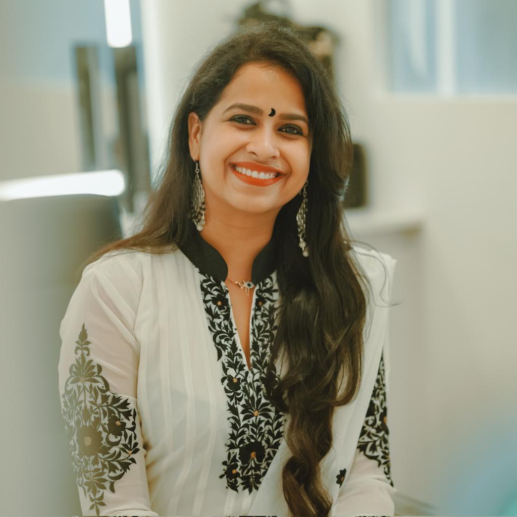 Sadhika Venugopal In Pattusari