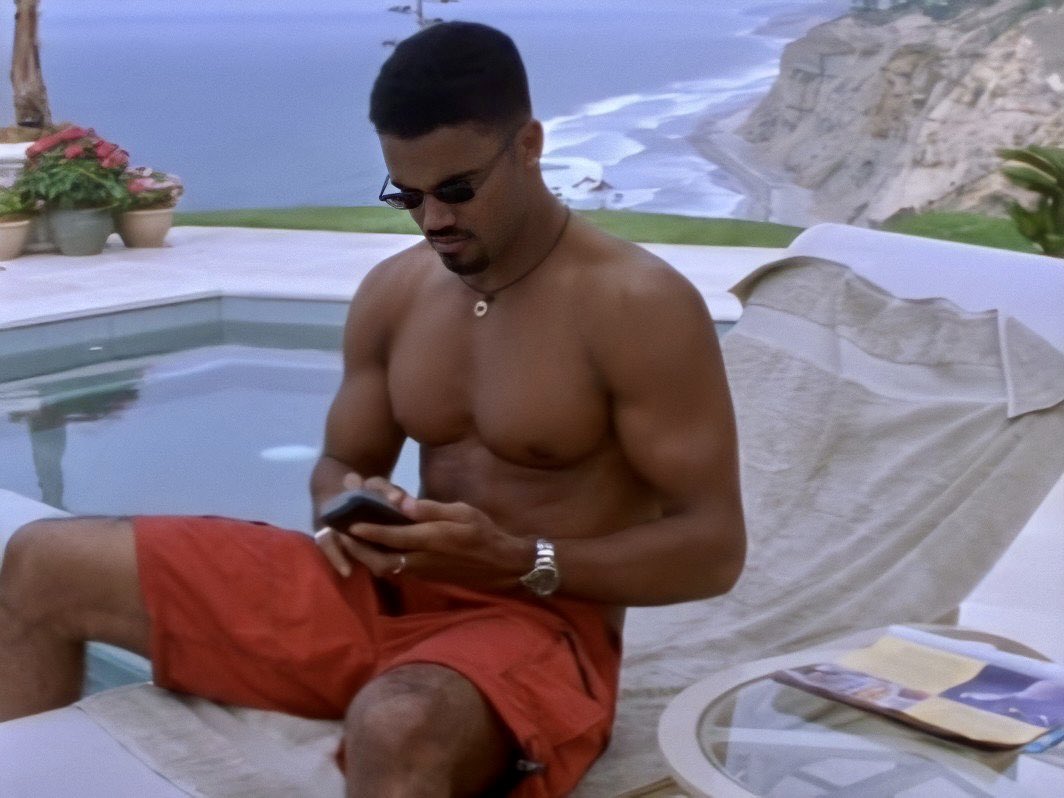 Photo Shemar Moore Pool
