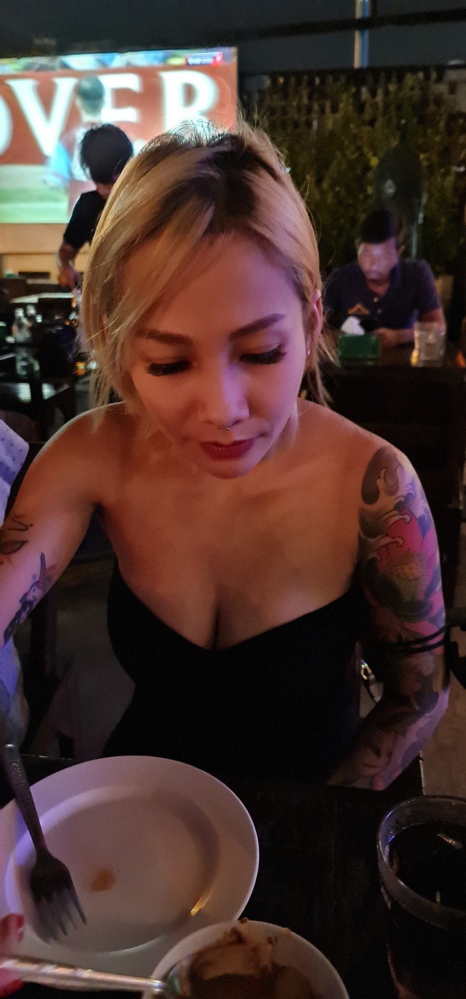 ปีศาจแมว2 on Twitter: "วันนี้เมา แล้วเงี่ยน อยากโดนสวิงซัก 20 คน ว่าแต่วันนี้เจอ Fc สาวสวยด้วย ...