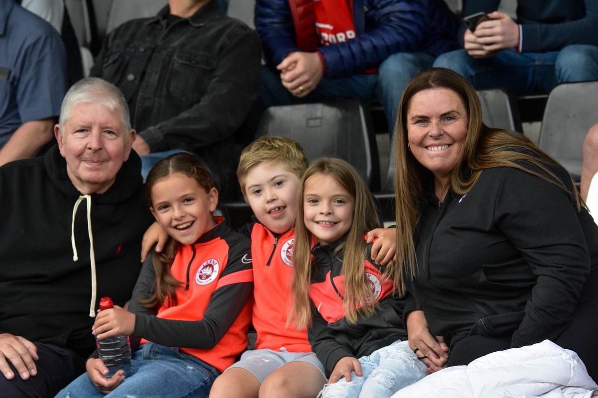 Sympathies to the Cahoon family - Larne FC