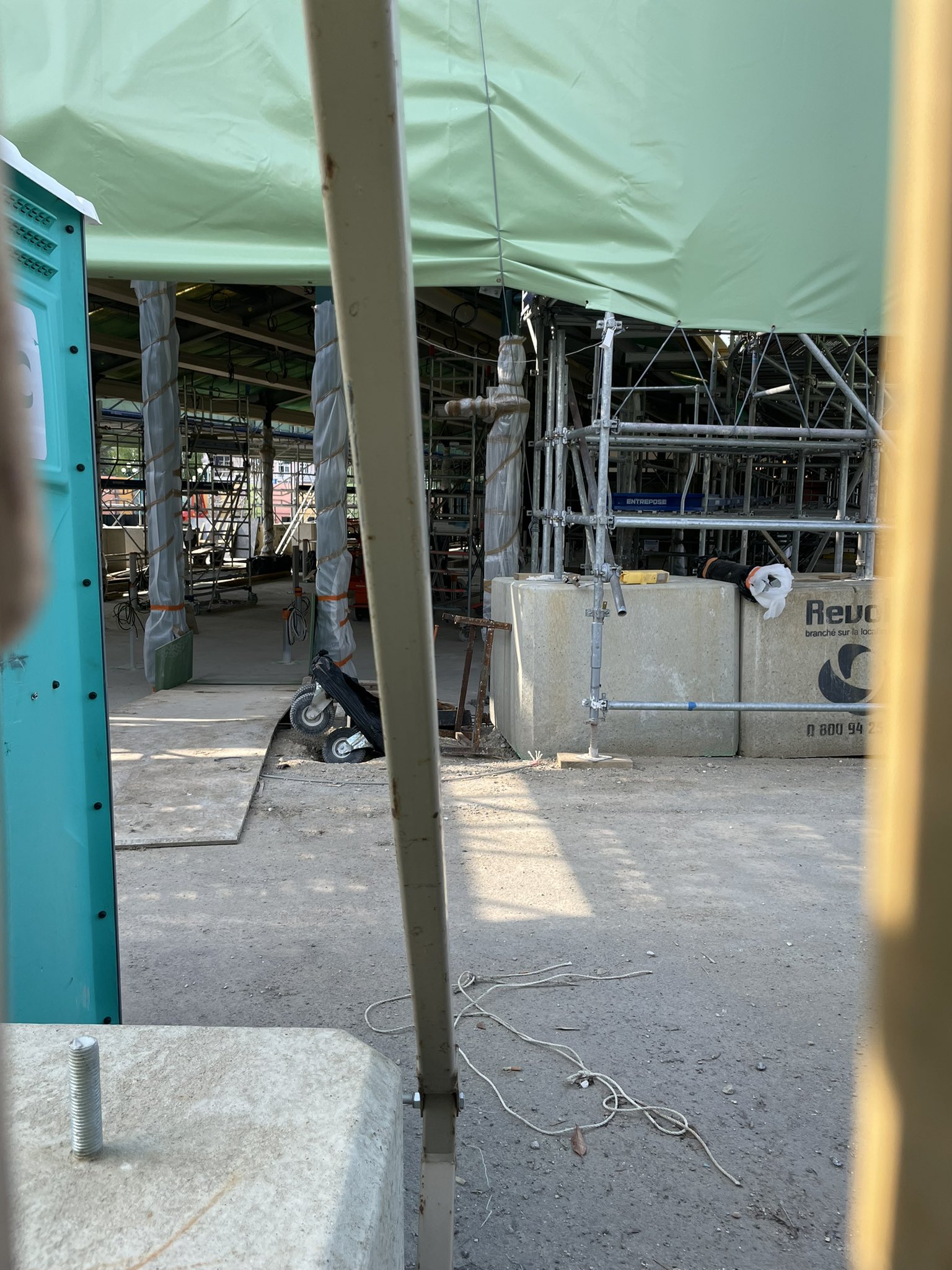 Disneyland Paris bons plans on Twitter: "Les travaux continuent de s ...