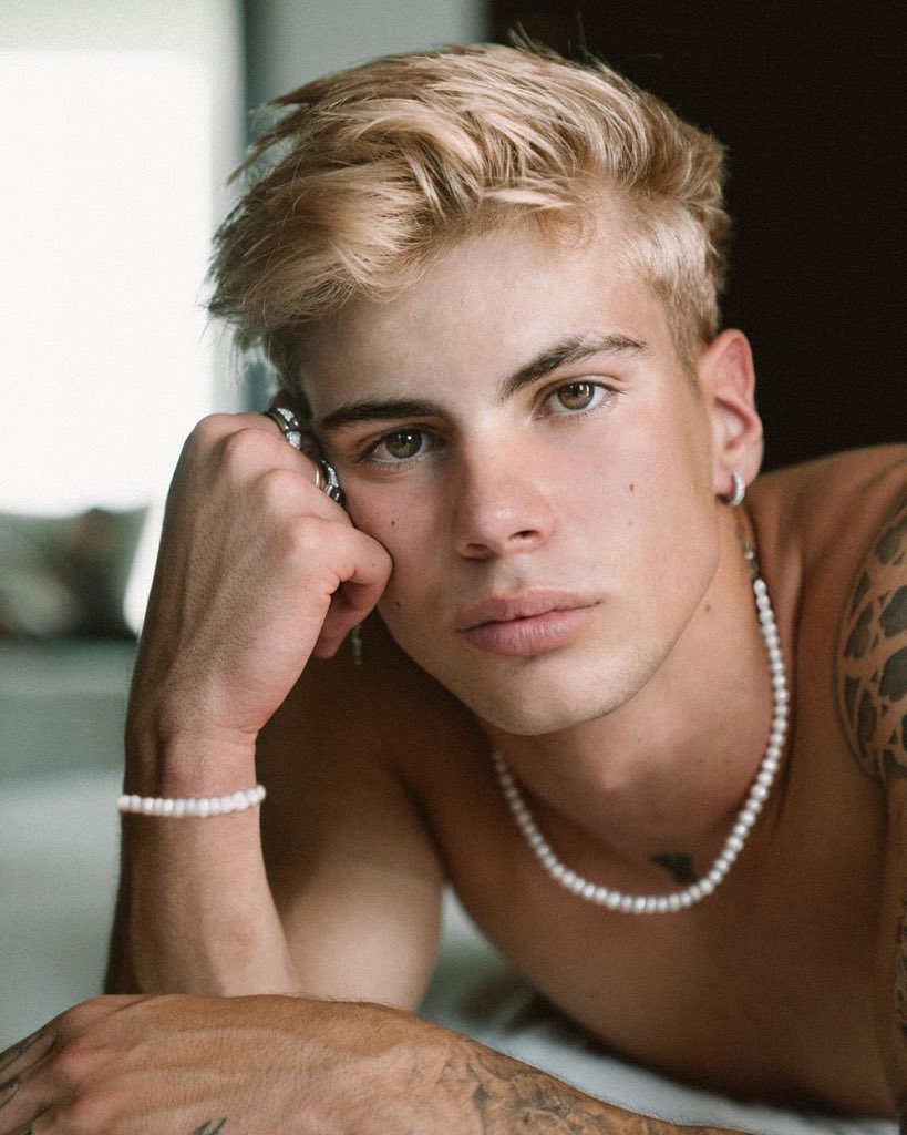 Victor Perez's Instagram, Twitter & Facebook on IDCrawl