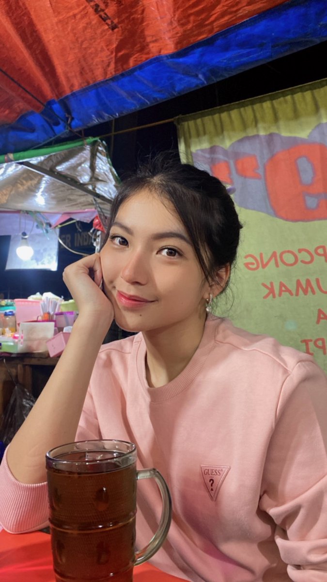 Shania Gracia グラシア on Twitter: "nasi uduk pinggir jalan kok ya enak banget https://t.co ...