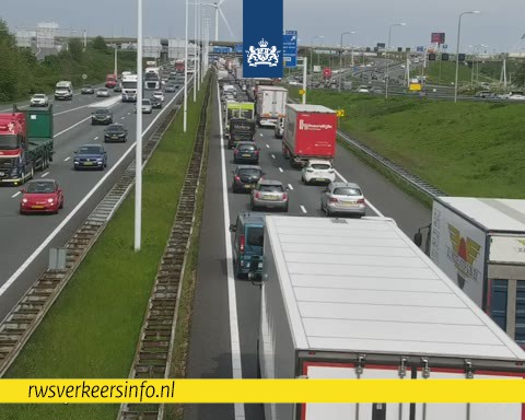 Rijkswaterstaat Verkeersinformatie on Twitter: "Ongeval op de #A4 bij Leidschendam richting ...