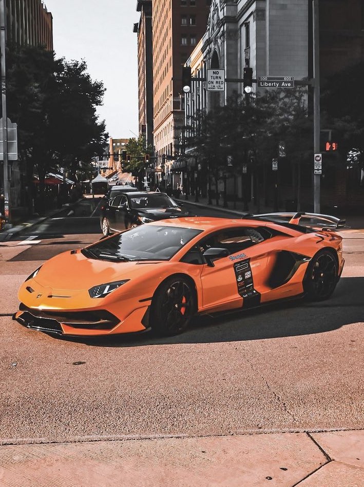 Modified Lamborghini Aventador Wallpaper