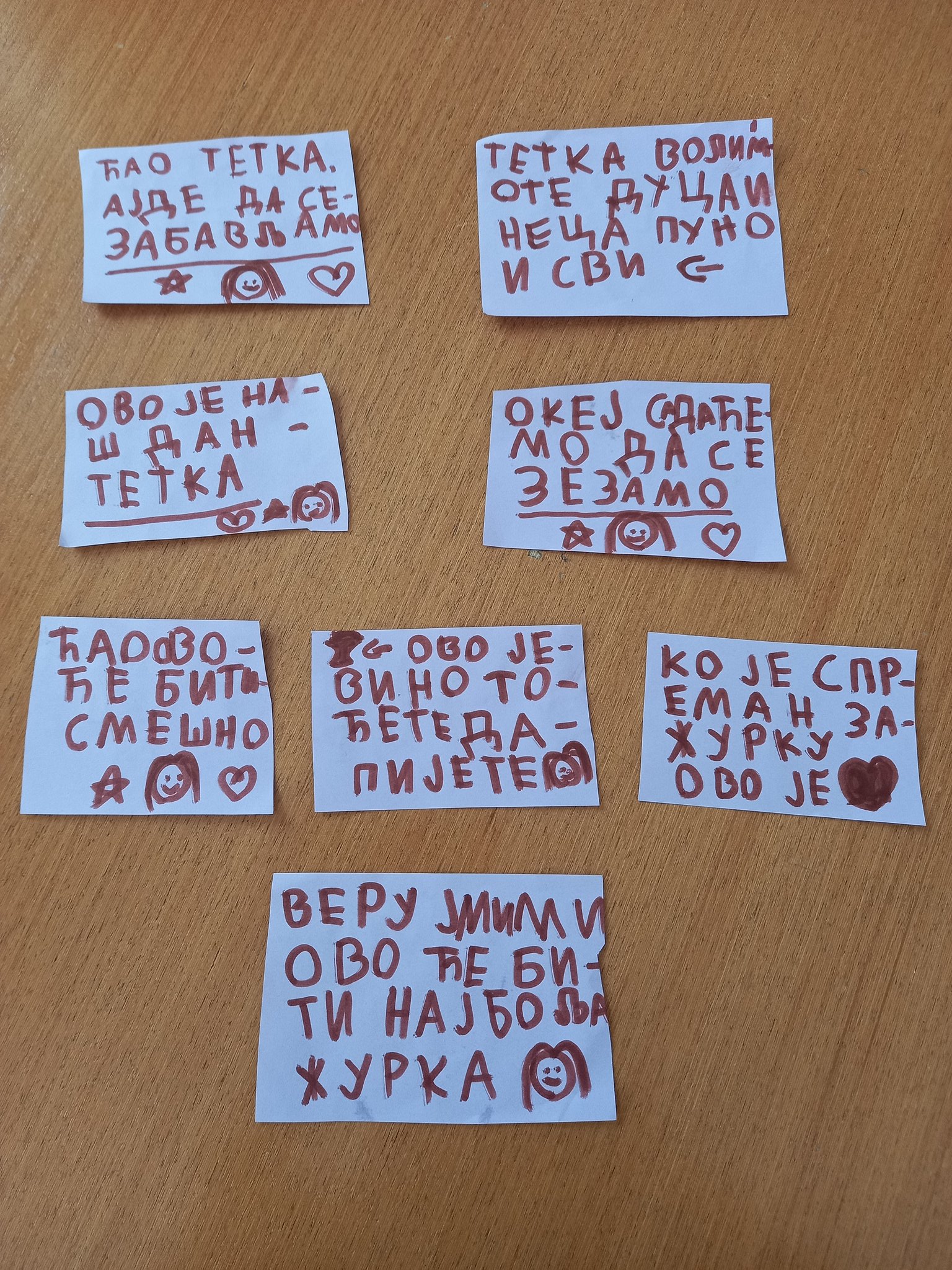 Haljinica boje lila on Twitter: "@Bodljikava Meni moji staromodni šalju ovakve neseksualne ...