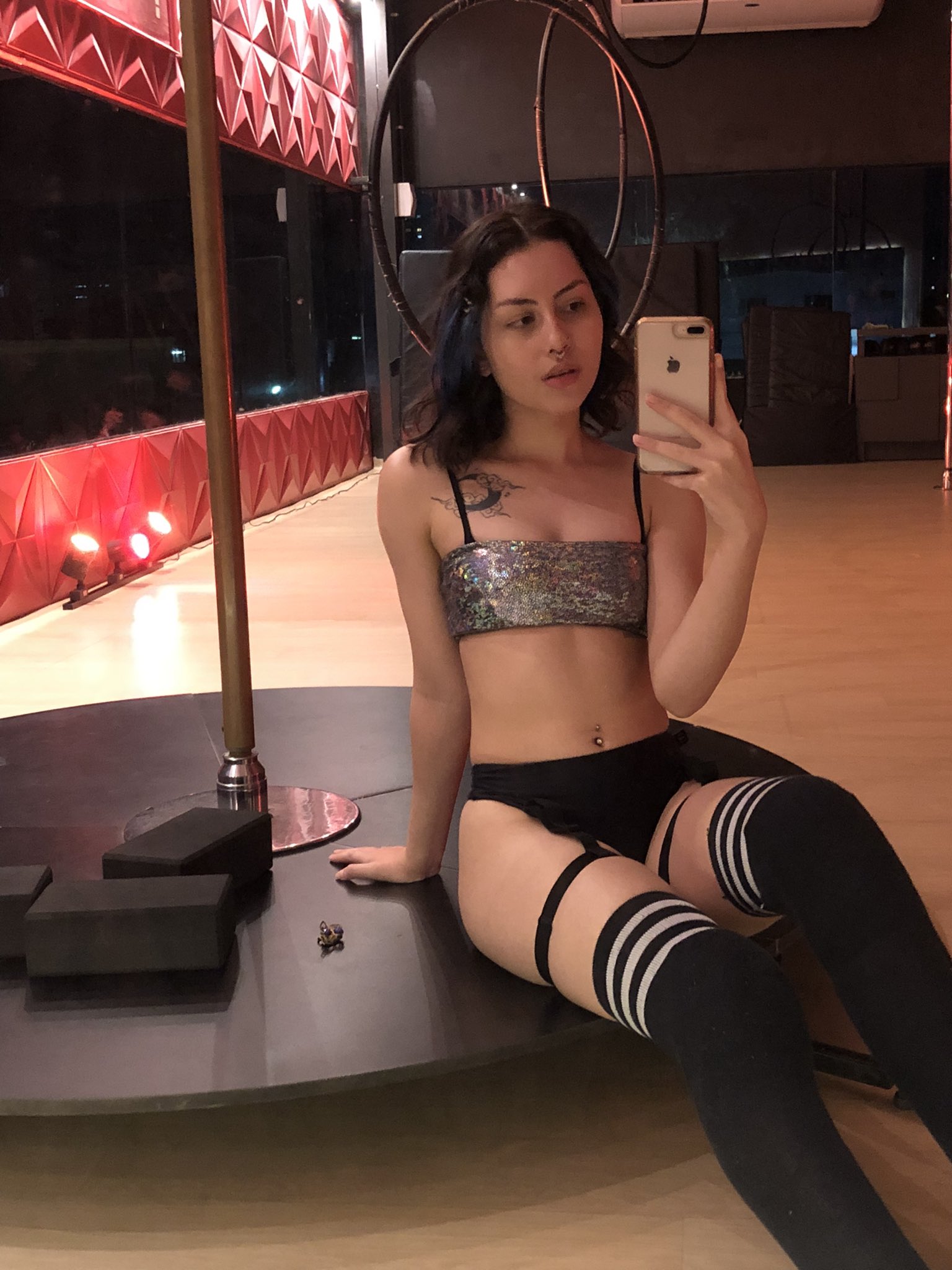 𝐚𝐫𝐲 on Twitter: "muito bom ser gostosa https://t.co/6De2lUFGGN" / Twitter