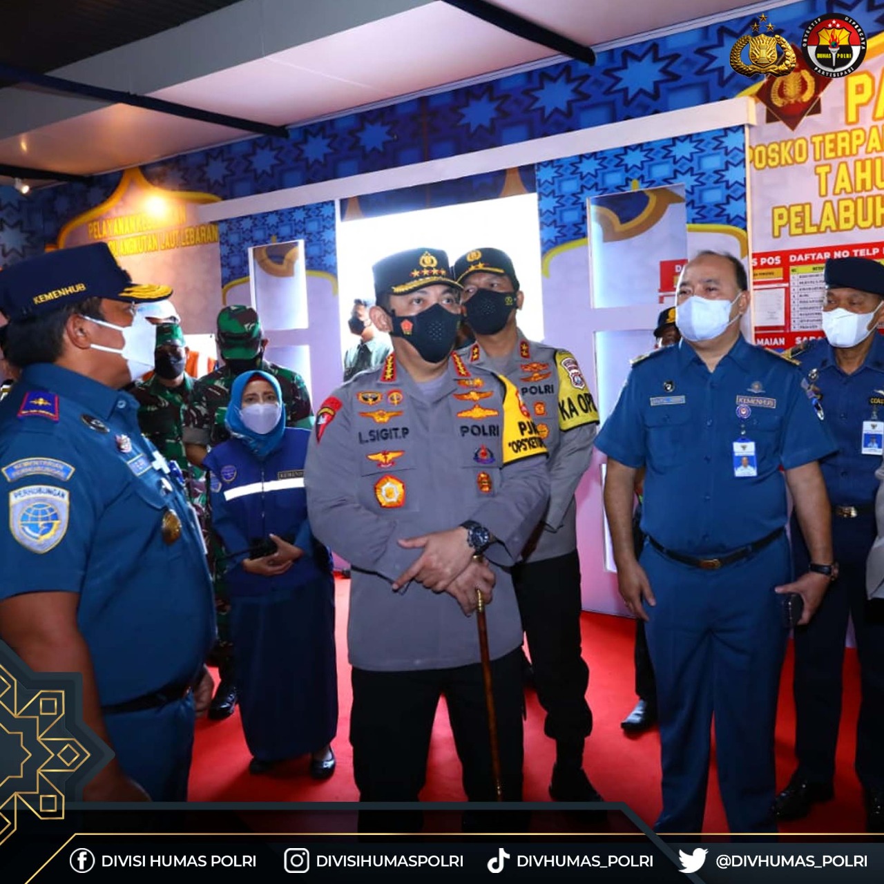 POLRESTABES BANDUNG on Twitter: "Pastikan Kelancaran Mudik, Kapolri Tinjau Pelabuhan Tanjung ...