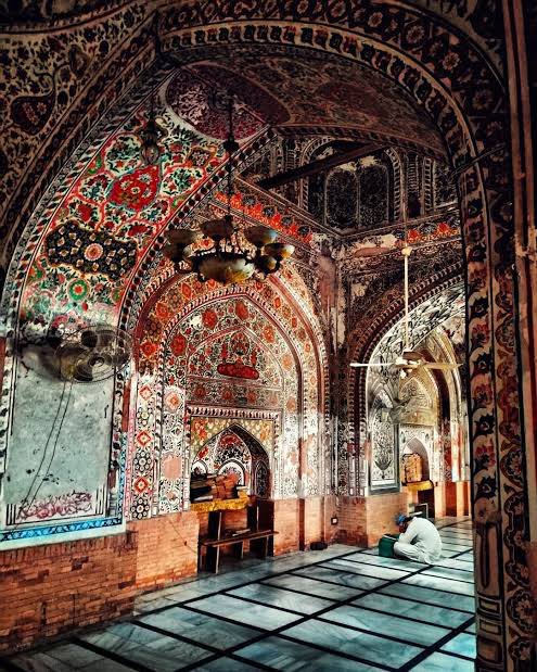 Lesser Known Fact: The art of mosque building and the construction of ...