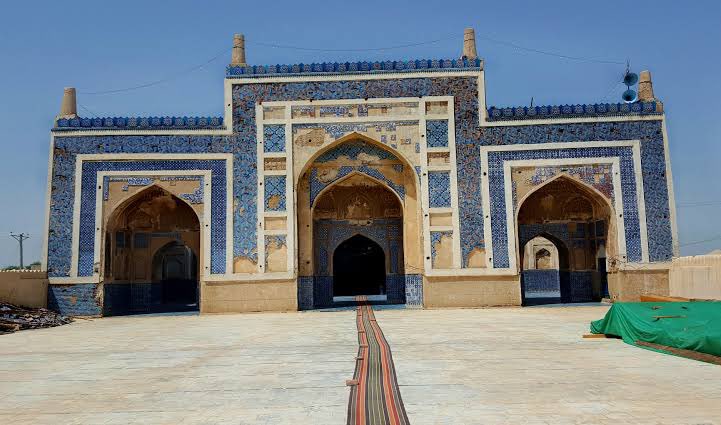 Lesser Known Fact: The art of mosque building and the construction of ...