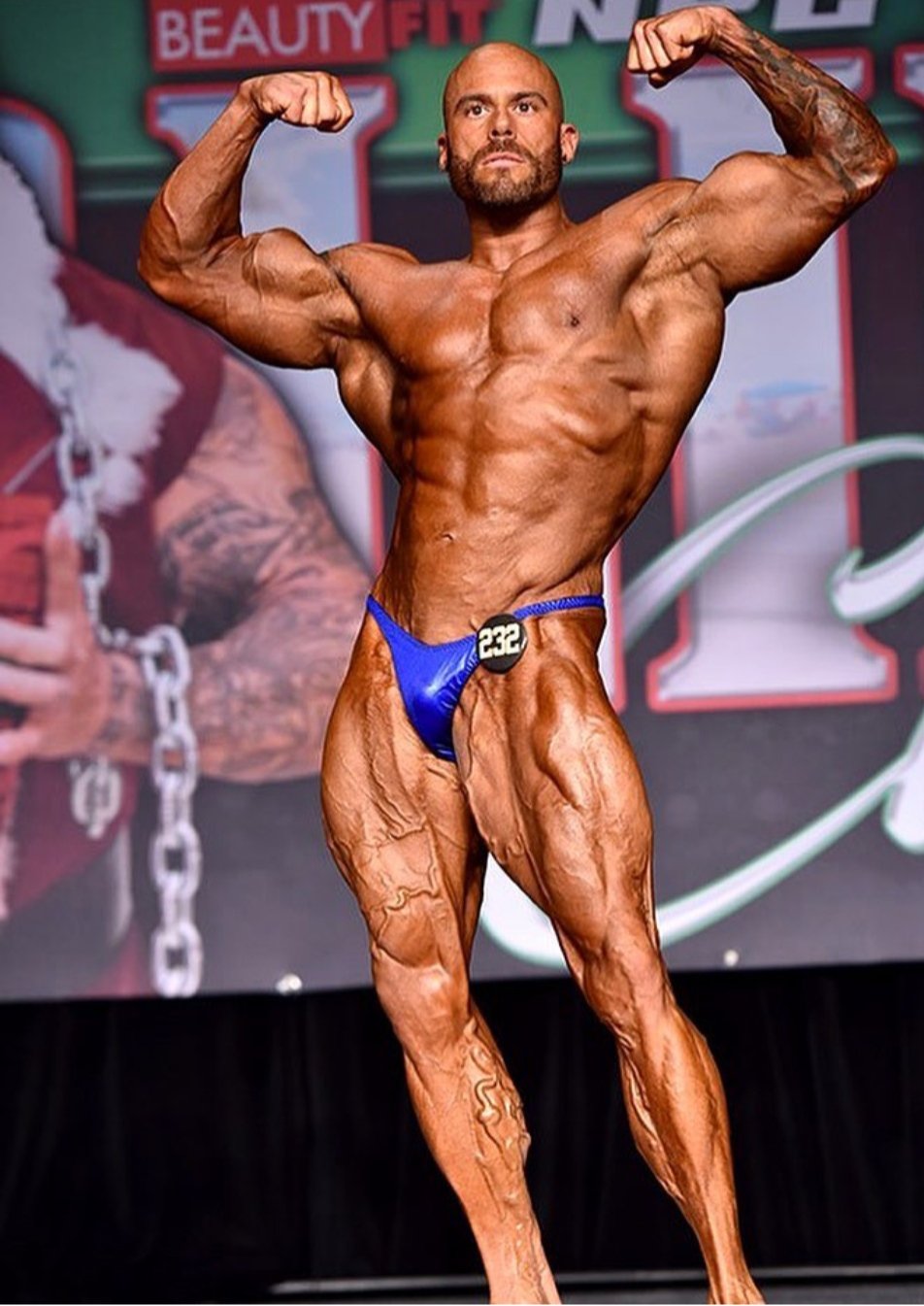 MuscleColtStar (MCS) 53K ️ Thanks on Twitter: "Muscle daddy DT Roth 😍 ️ https://t.co/pR8tXrH5DT ...