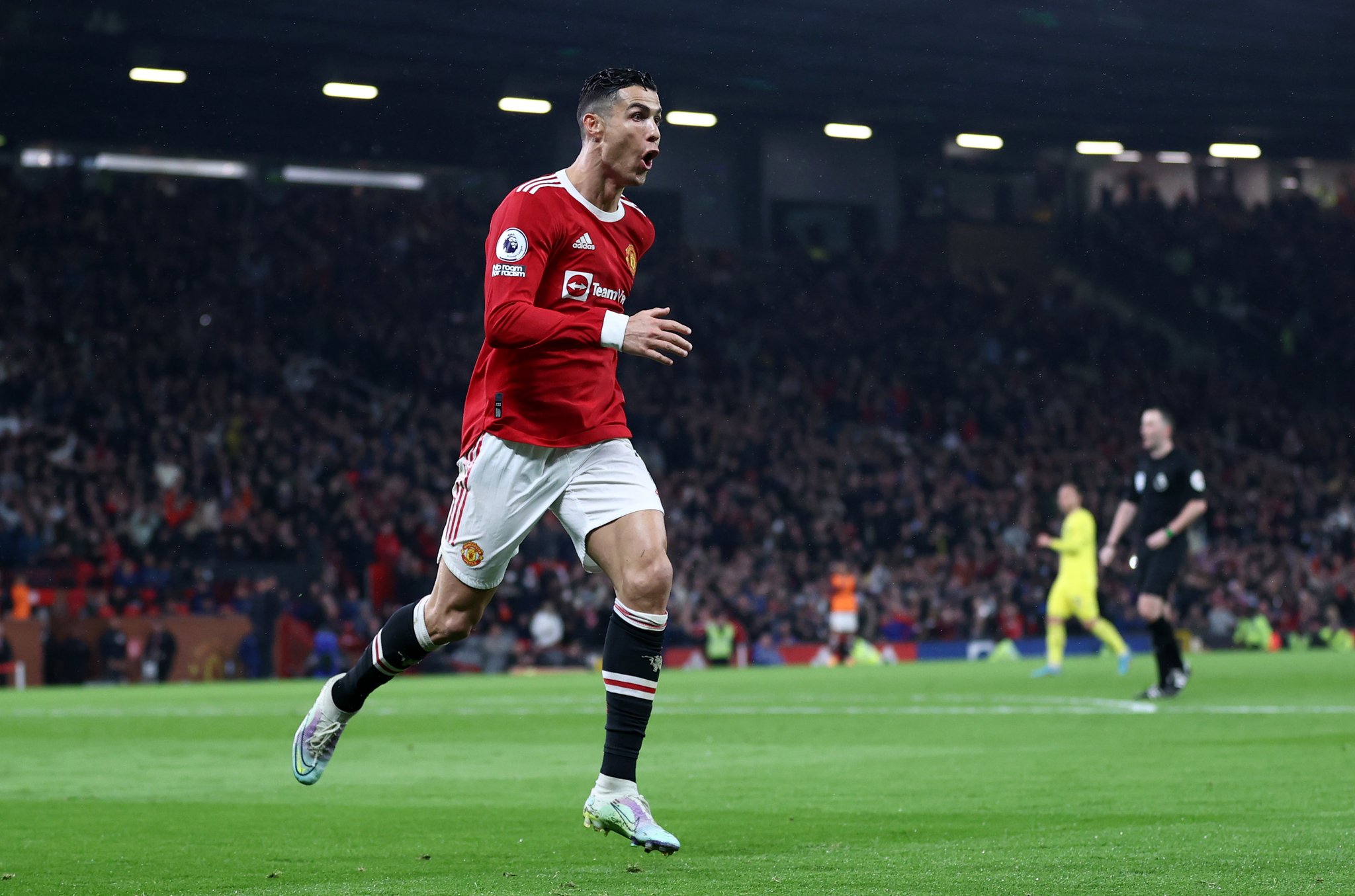 CBS Sports Golazo ⚽️ on Twitter: "Cristiano Ronaldo has second 9 goals in his last 6 Premier ...