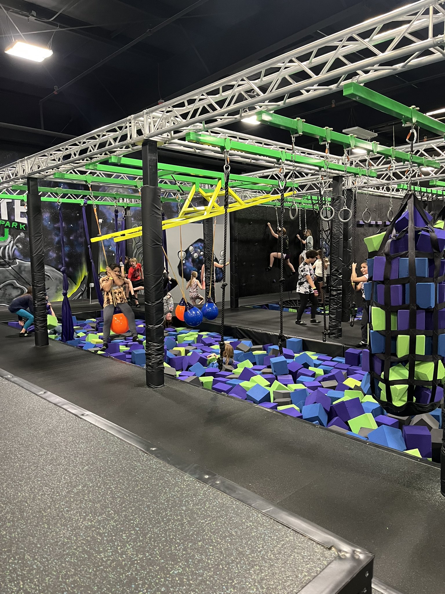 Mrs. Murphy on Twitter: "5th graders Enjoying Elevate Trampoline park ...