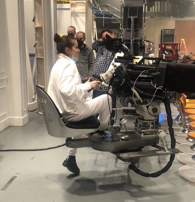 Behind the scenes picture of Selena trying out the SNL camera Selena ...