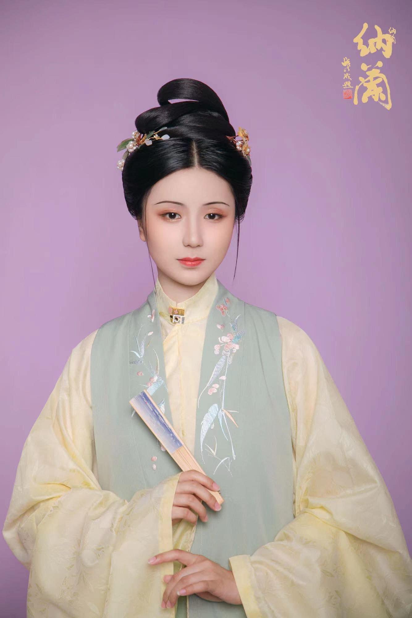 Yuan Dynasty Clothing