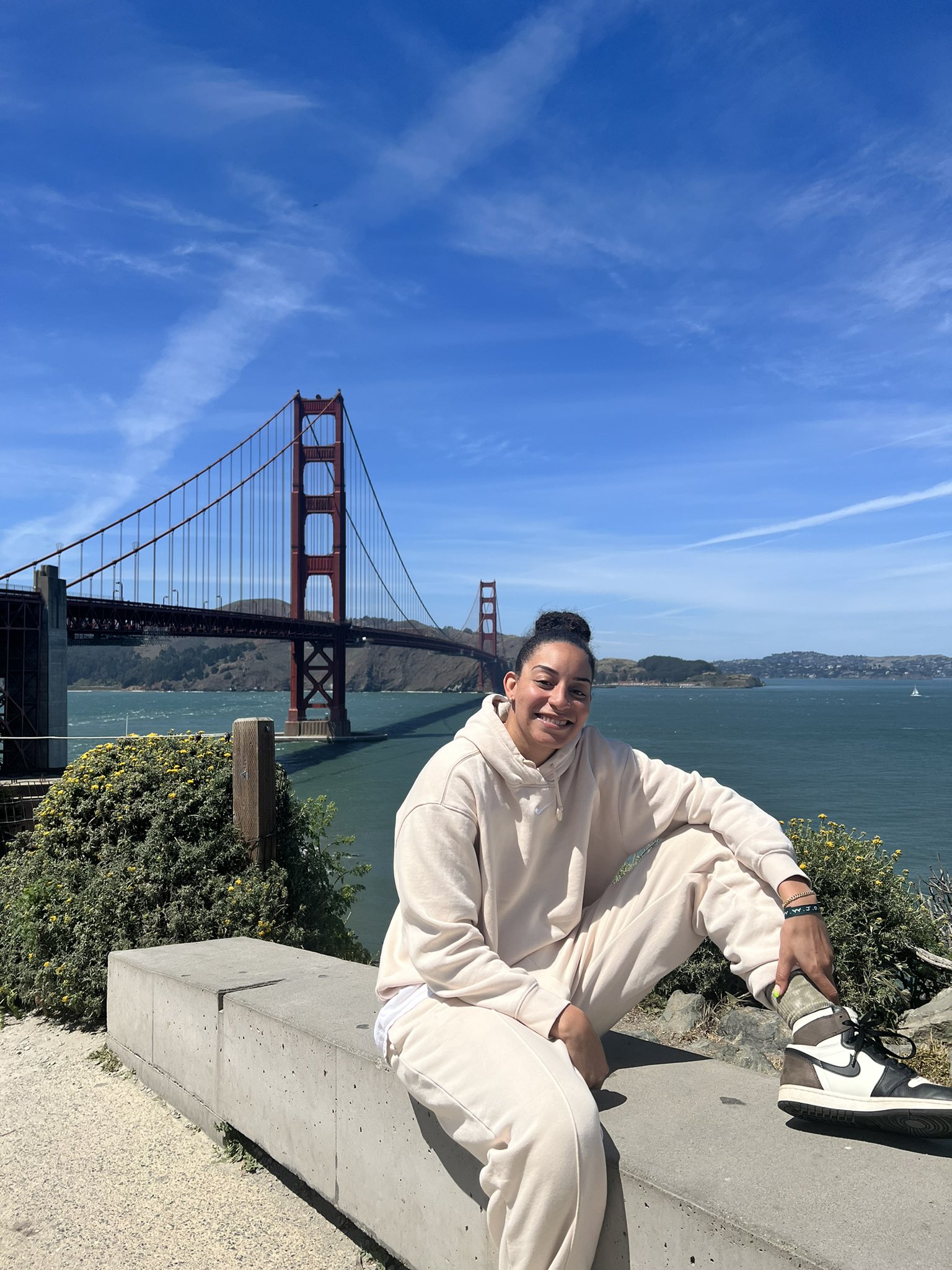 Bria Hartley on Twitter: "https://t.co/klwVkoE2Ow" / Twitter