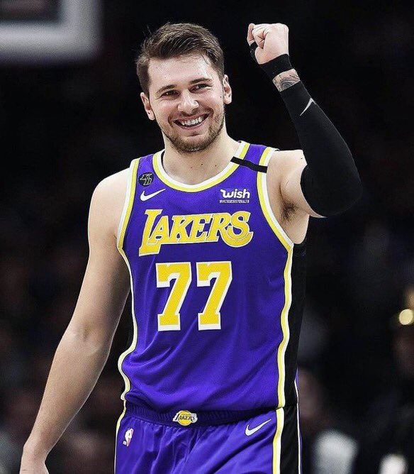 Fahmeed Rokon ⃝⃤ on Twitter: "@ClutchPointsApp @KingJames @GeffroiRecabar https://t.co ...