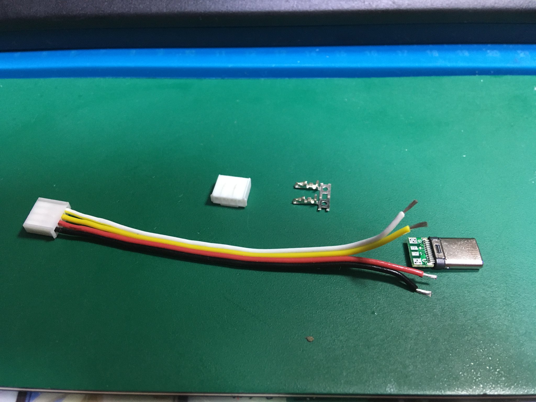 紅樹 タカオ on Twitter: "短いのが欲しくなったので久しぶりにM5Stack - M5StickV 専用Groveケーブルを作る('ω') https://t.co ...