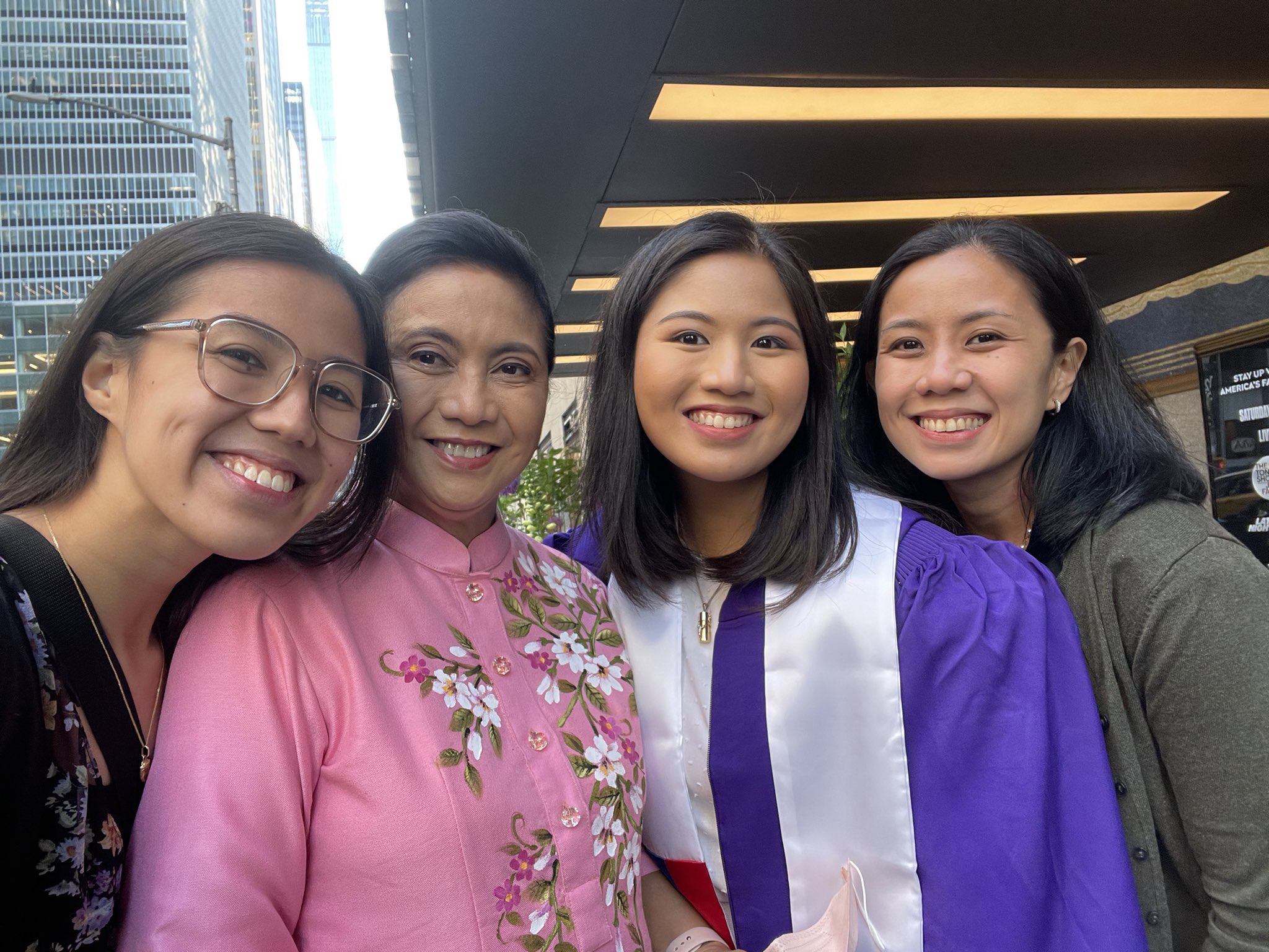 Rappler on Twitter: "LOOK: The Robredos pose for a photo on Jillian’s graduation day at New York ...