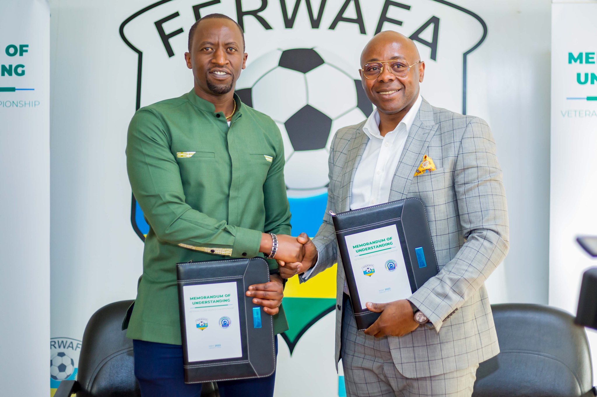 Rwanda FA on Twitter: "Kuri uyu wa Kane, Hasinywe amasezerano y'ubufatanye hagati ya FERWAFA n ...