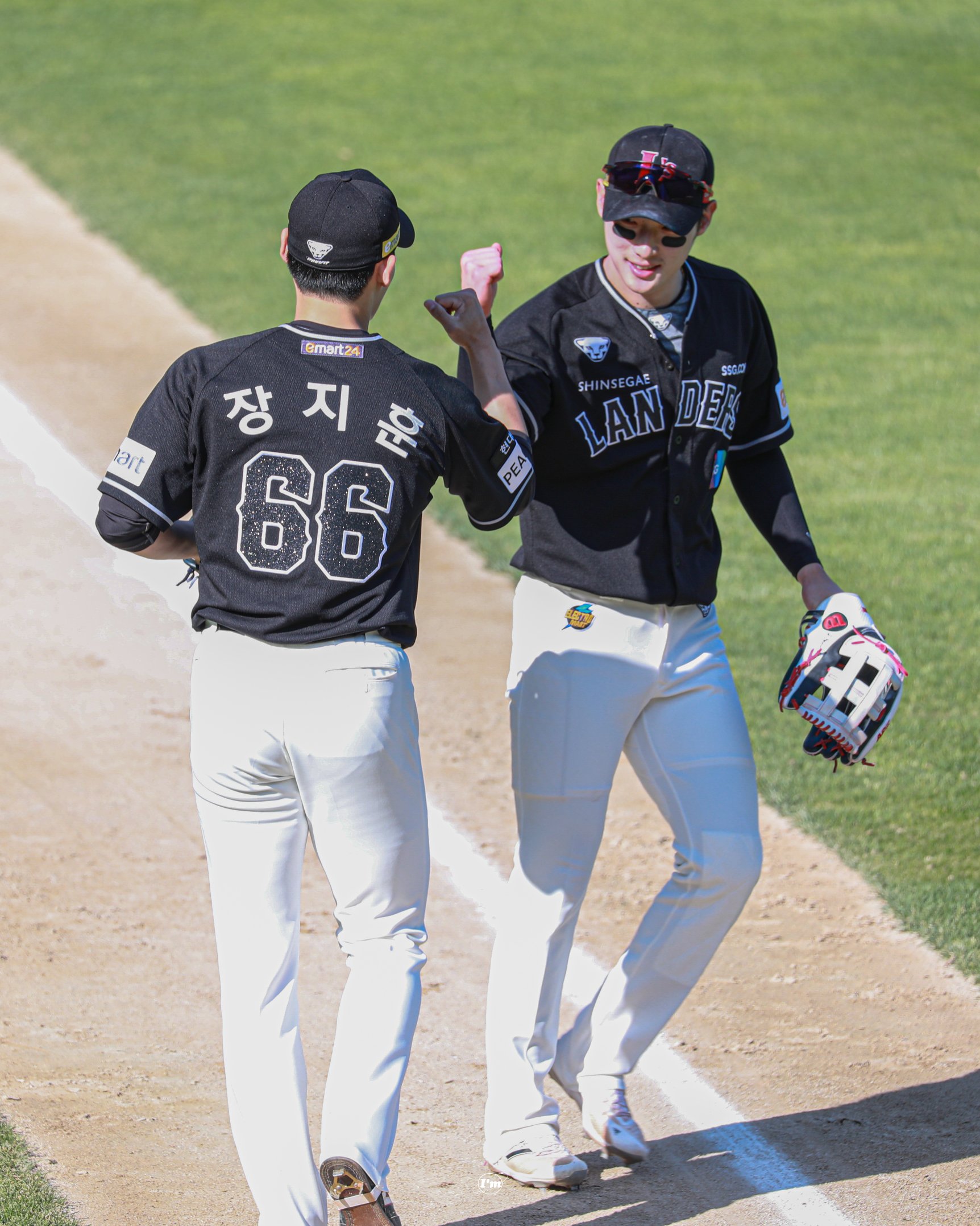 브이 🏻 (@V_SSG_V) / Twitter