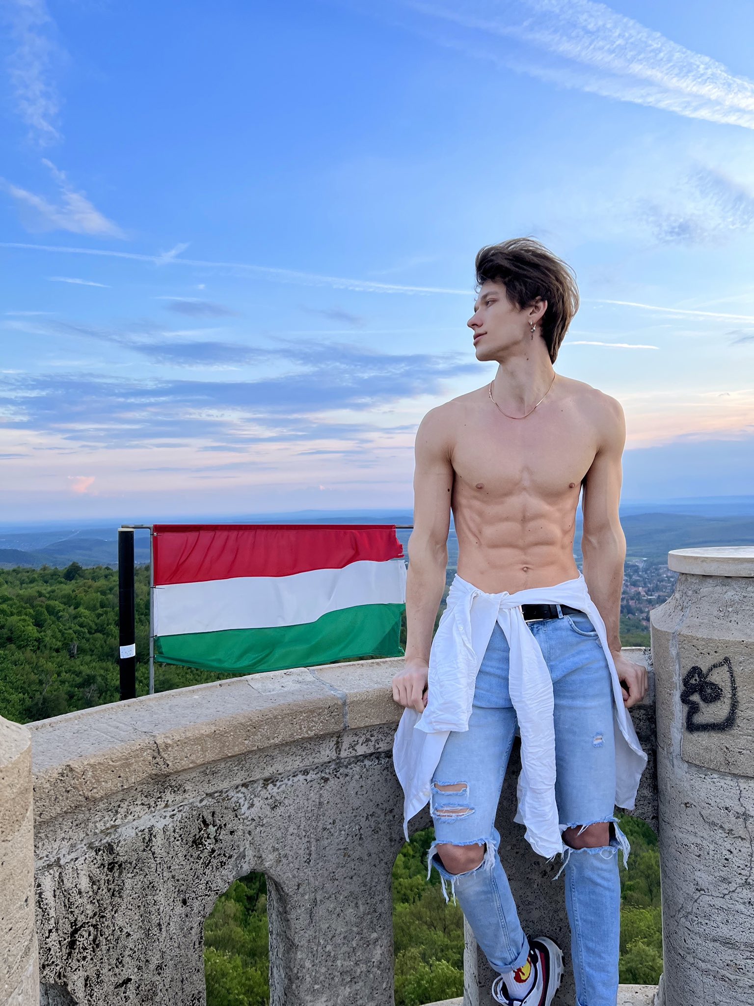 TW Pornstars - Andrii Levchenko. Twitter. Sunset 🌅. 5:52 PM - 5 May 2022