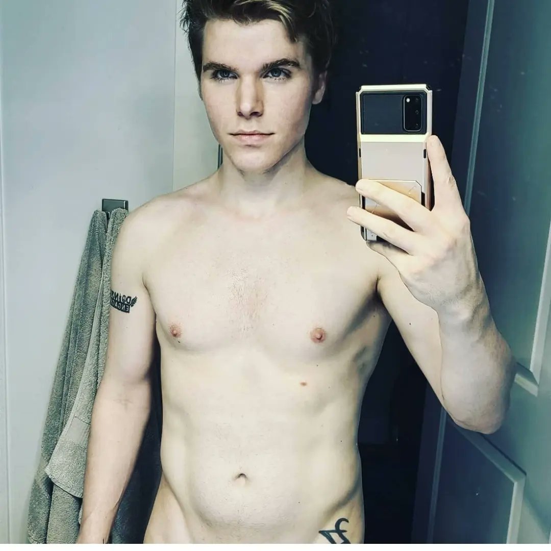 Gregory Onision 2022