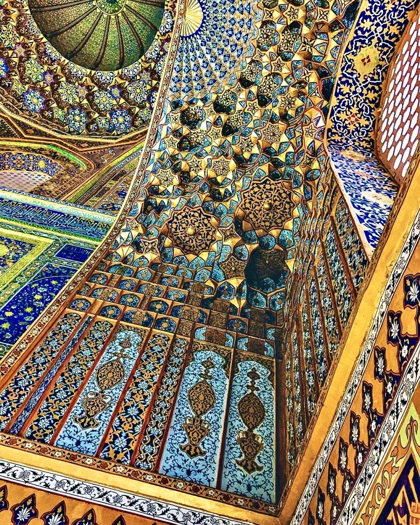 Muqarnas is an ornamentation element applied in Islamic architecture ...
