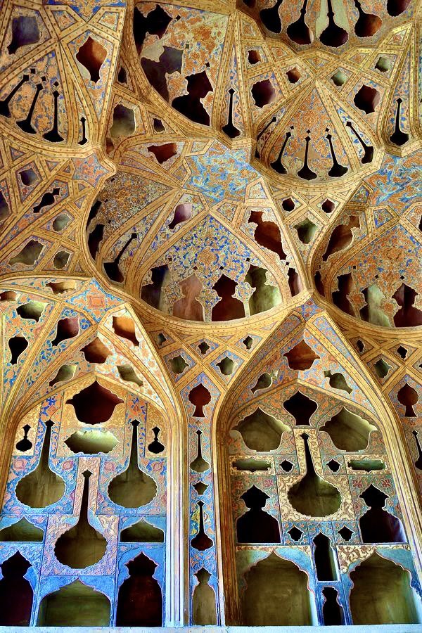Muqarnas is an ornamentation element applied in Islamic architecture ...