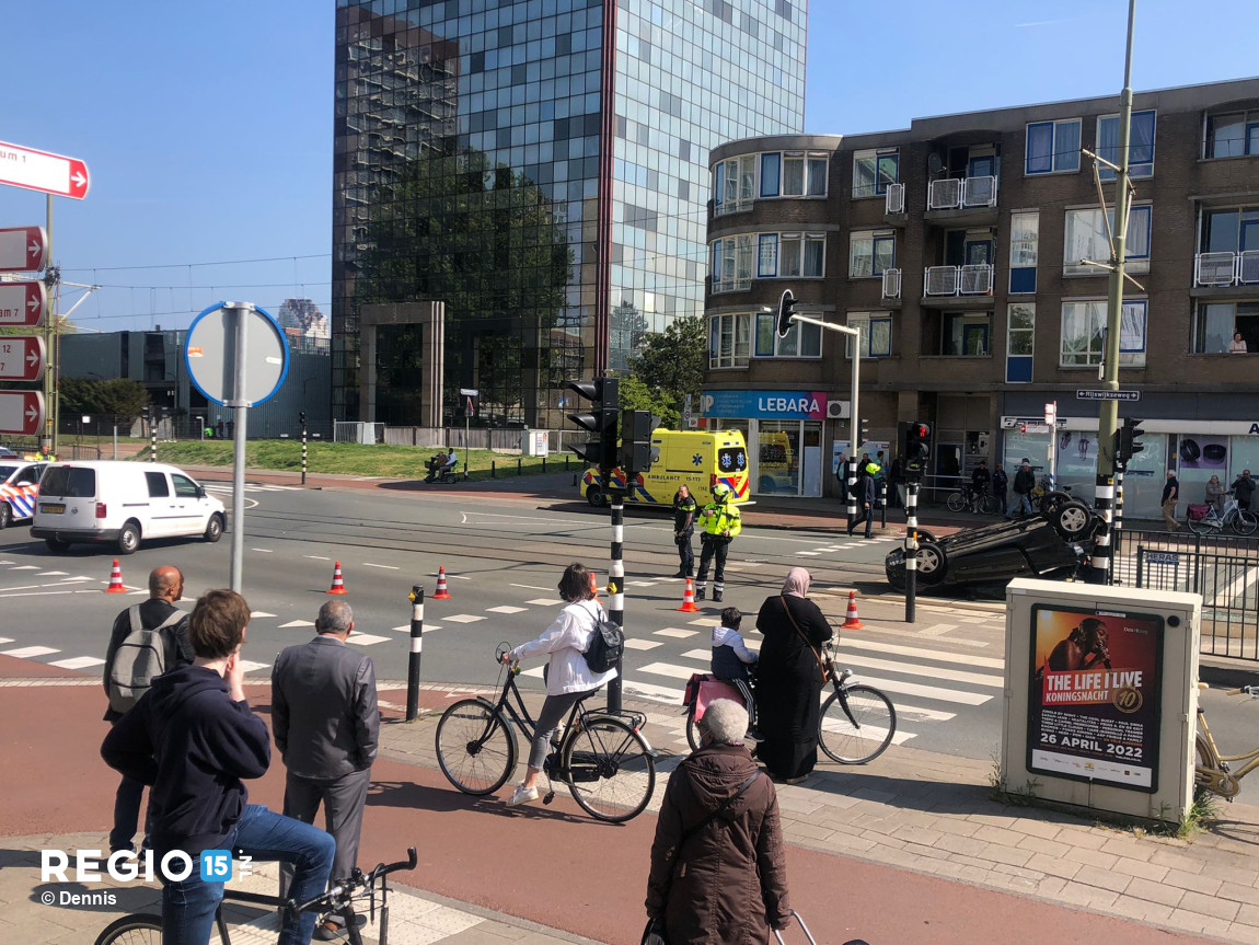 Regio15.nl on Twitter: "Bij een ongeval op de #Rijswijkseweg kruising #Waldorpstraat in #DenHaag ...