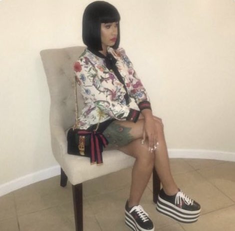 Mannus on Twitter: "When a male rapper starts his verse in the middle of a bad bitch song so you ...